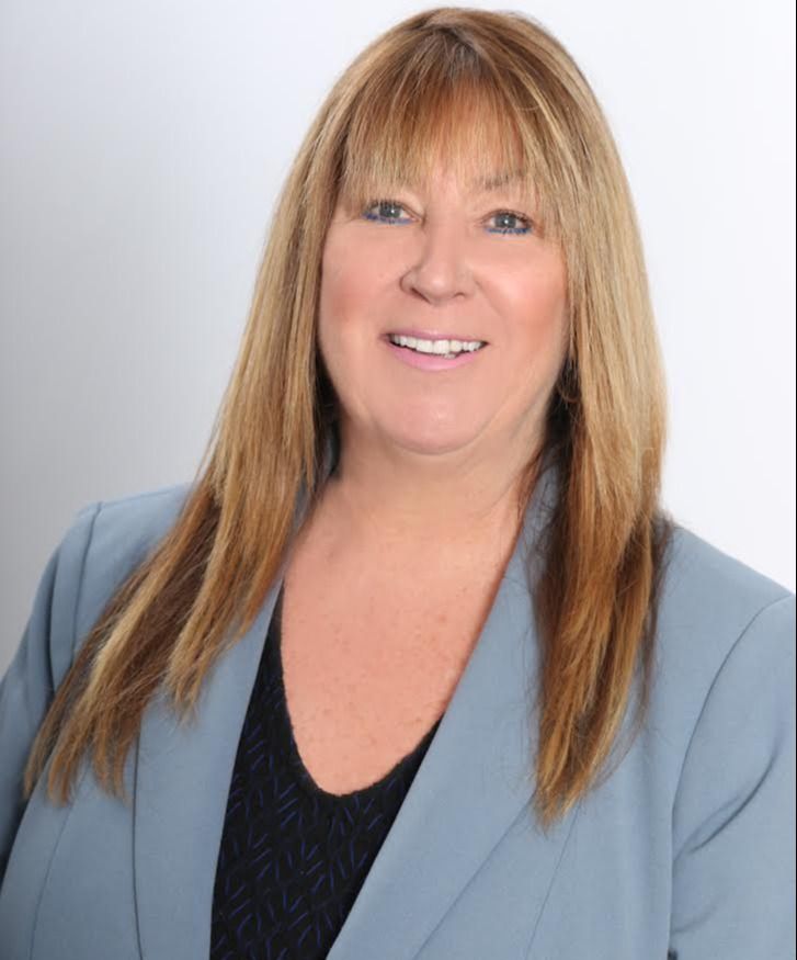 6 Beck Lane, Hopatcong, NJ 07843